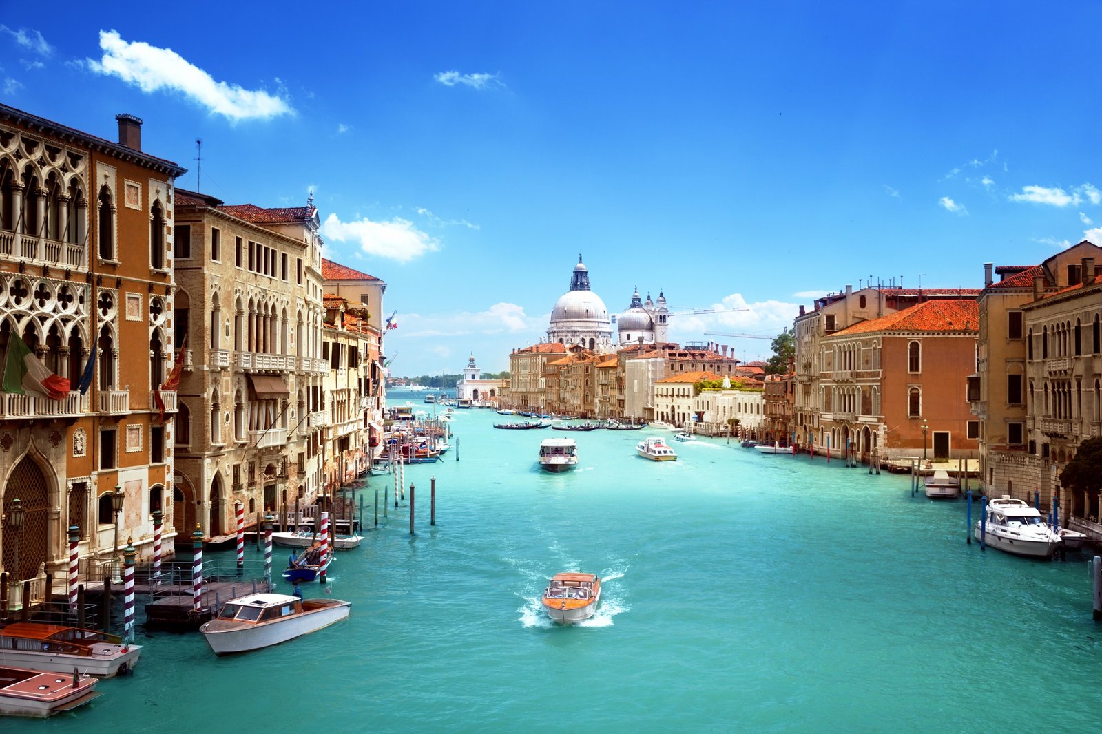 Cultural Etiquette Across Europe: A Guide for Curious Travelers ...